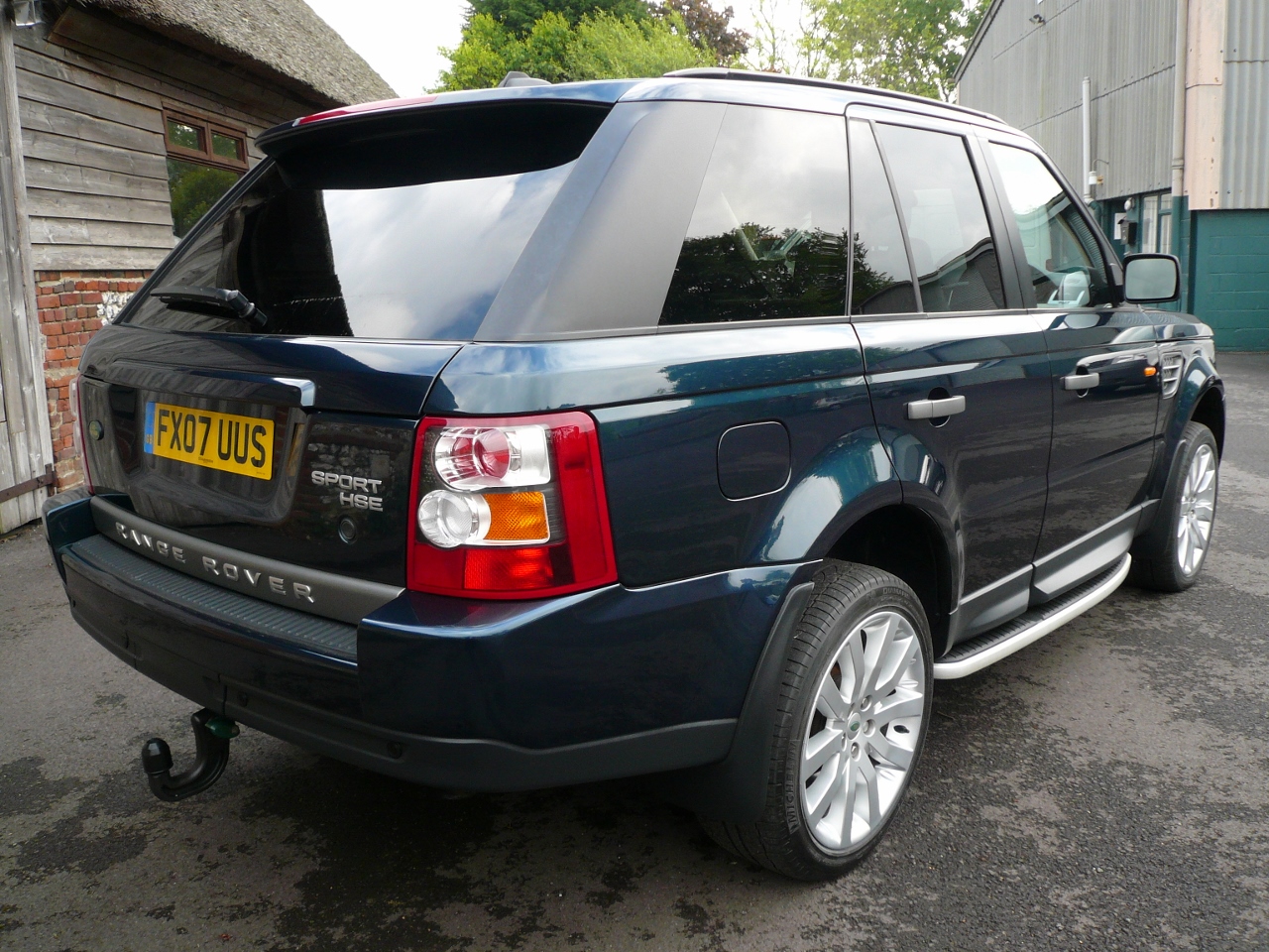 Land Rover Range Rover Sport 3.6 TDV8 HSE 5dr Auto TDV8 3.6 - 31.4 mpg ...